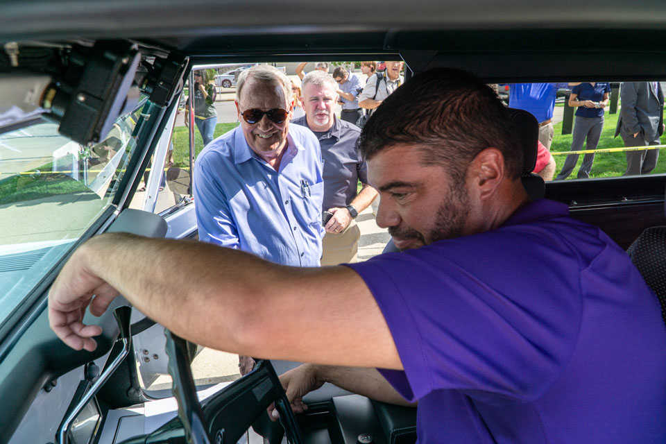 100 Men Who Cook: Bronco reveal - Dubois County Free Press, Inc.