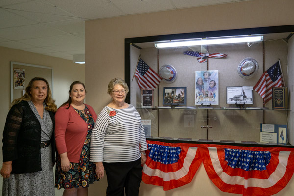 Displays mark Constitution Week at county libraries - Dubois County ...