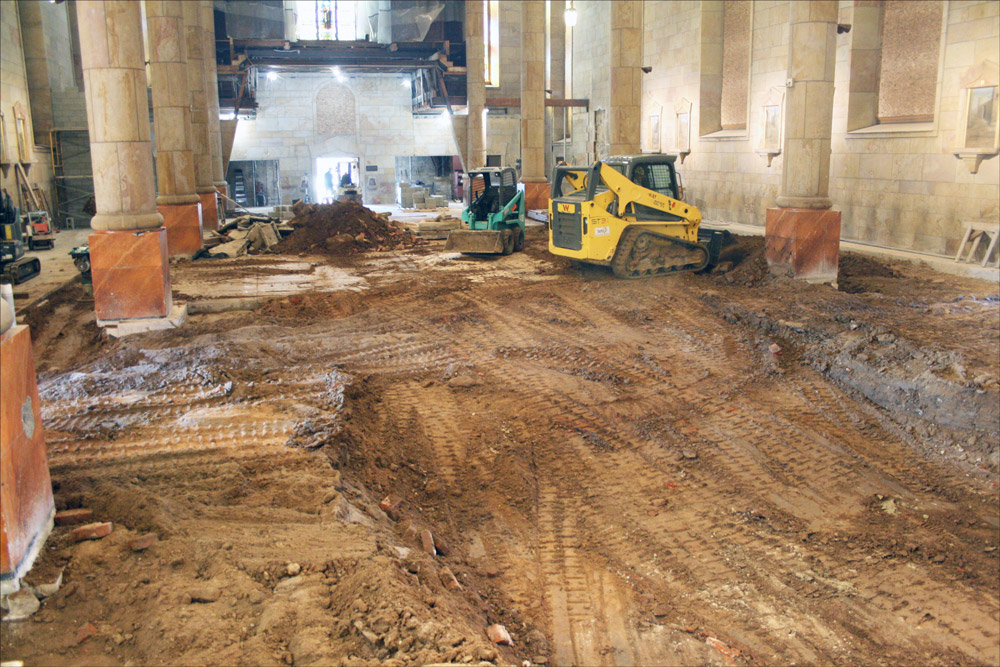 Mass celebrates grand church's reopening - Dubois County Free Press, Inc.