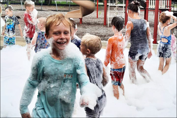 Foam Fun at Huntingburg Library - Dubois County Free Press, Inc.
