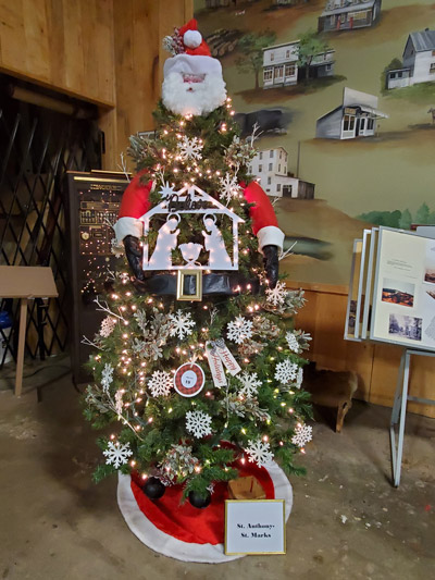 Christmas Tree voting continues at Museum - Dubois County Free Press, Inc.